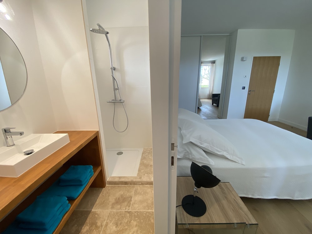 Le Mas De L'olivier, Fraîchement Rénové, Piscine Chauffée - Avignon