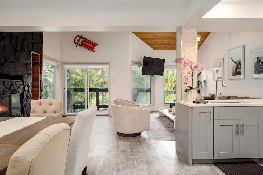 Telemark 15 | Ski-in, Ski-out Access | Steps To Ski Lifts | Private Garage - Whistler