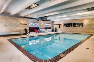 Apartamento em Condomínio Fechado, 2 quartos | Piscina