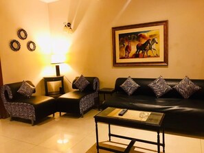 Apartamento | Sala | Televisor de 30 polegadas com canais digitais 