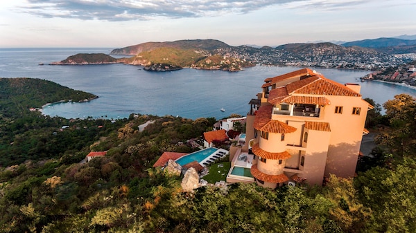 Villas Del Vigia - Zihuatanejo