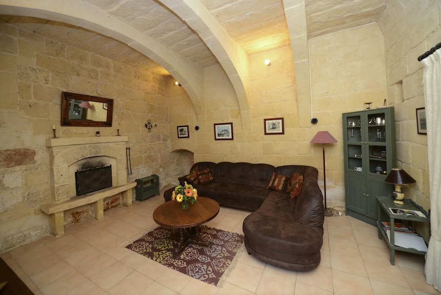 Gozo Holiday Farmhouse Accommodation - Malta