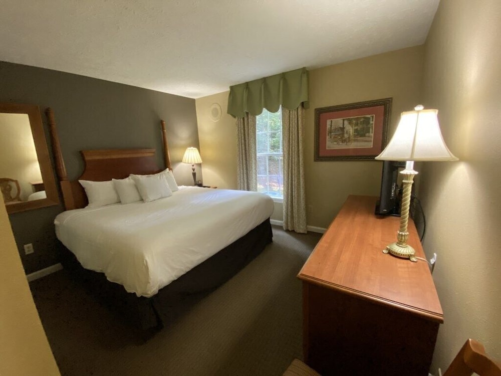 Wyndham Kingsgate - 1 Bedroom Suite - Williamsburg, VA