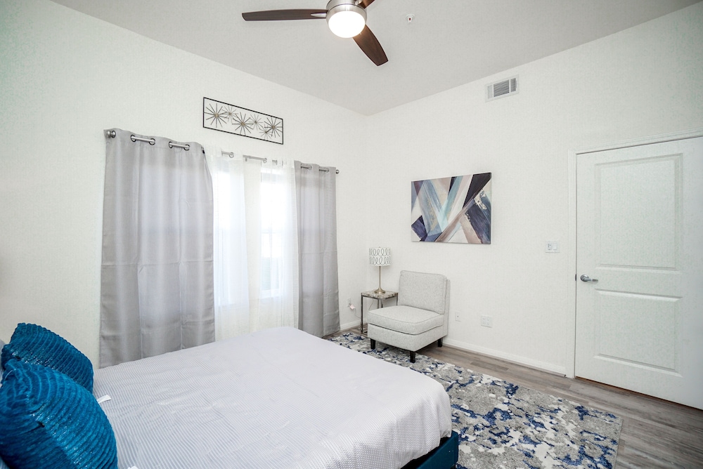 1h |Modern Urban Living In Suburban Setting - Katy, TX