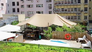 Piscina exterior sazonal 