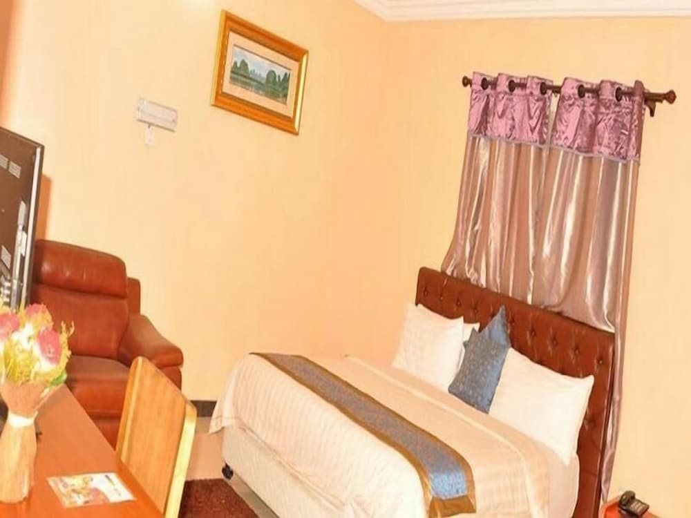 Golden Home Inn Hotel & Suites - Lagos
