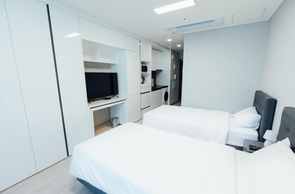 Celeb Stay Songdo - Incheon