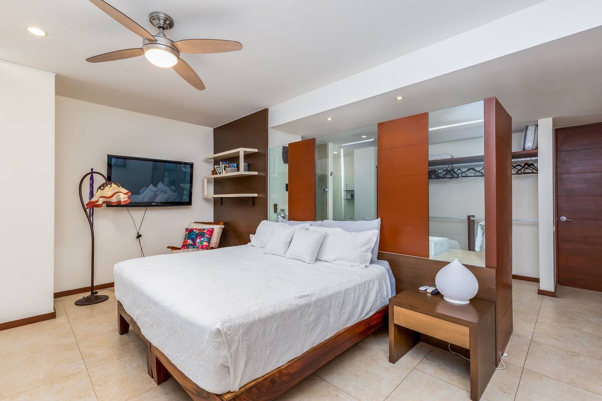 Apartamento Familiar em Condomínio Fechado | 3 quartos, cofre no quarto, cortinas/cortinados opacos 