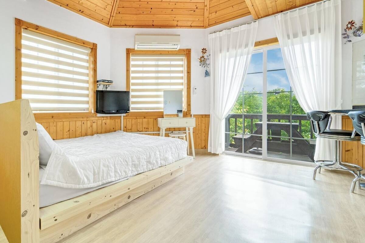 Quarto Básico, 1 quarto (seolleim) | Exterior