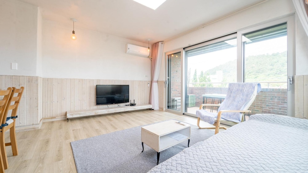 Jeju Murray Pension - Jeju