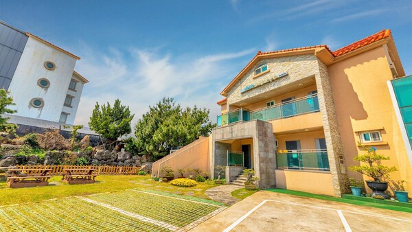 Jeju Badagreen Pension - Ciudad de Jeju