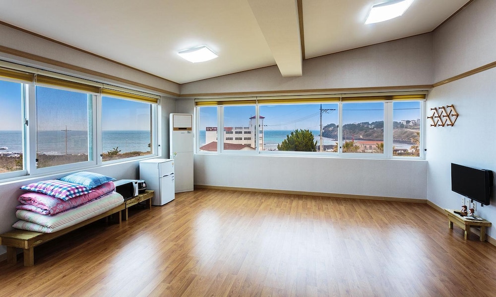 Jeju Greenheart Pension - 済州
