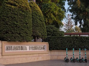 Fachada da propriedade