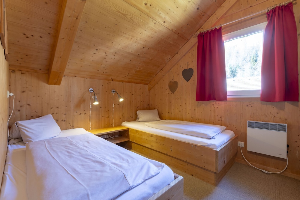 Chalet # 139 With 4 Bedrooms & Whirlpool - Kreischberg