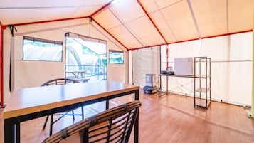 Quarto Básico, 1 quarto (HealingGlamping2) | Wi-fi grátis