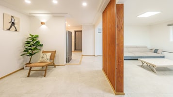 Quarto básico, 1 quarto (102) | 1 quarto, Wi-Fi de cortesia