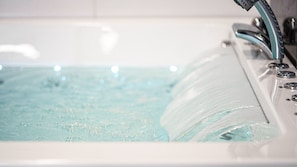 Quarto Básico, 1 quarto (poolvilla1) | 1 quarto, Wi-fi grátis