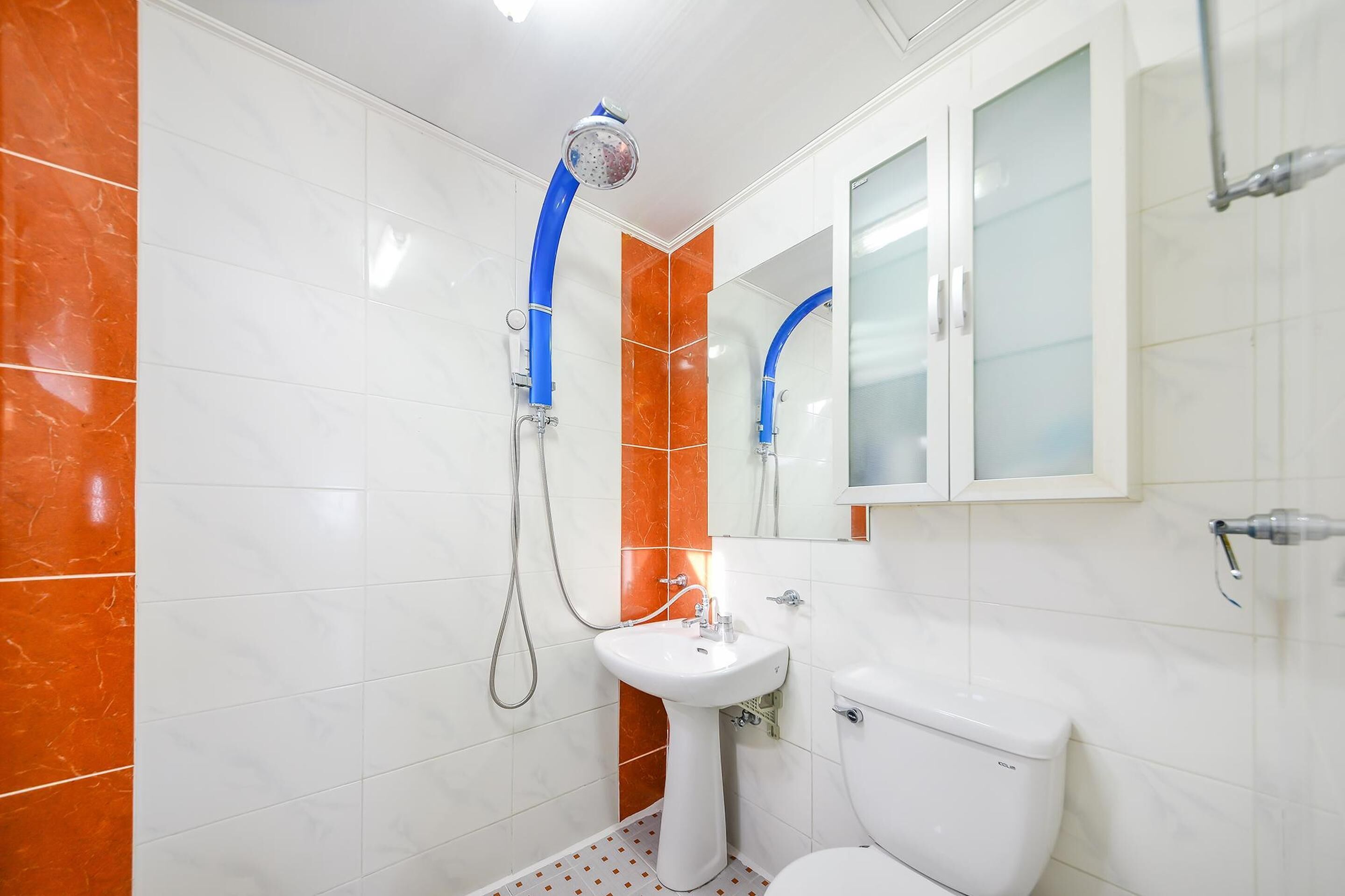 Quarto Básico, 1 quarto (Bluesppaire ( F2,Spa )) | 1 quarto, Wi-fi grátis 