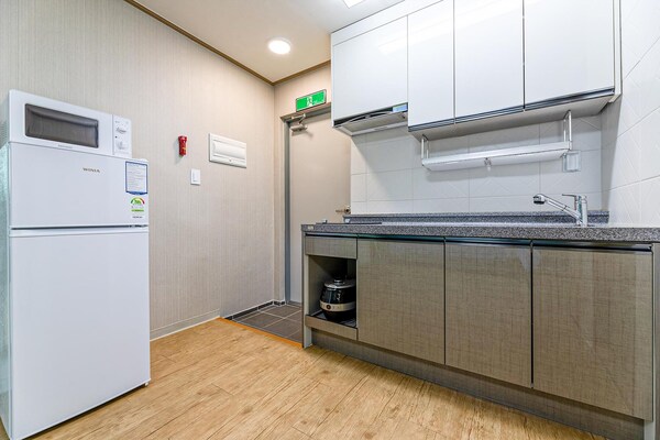 Gangneung Glad Pension - Gangneung-si