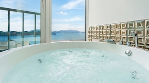 Quarto básico, 1 quarto (F203 (Spa,Ocean View)) | 1 quarto, Wi-Fi de cortesia