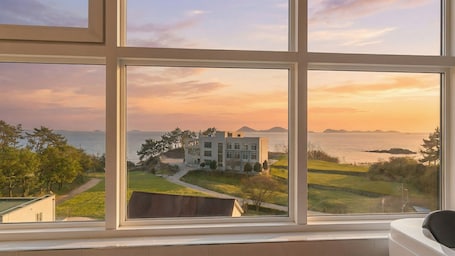 Fachada. Buan Tomynspa Pension