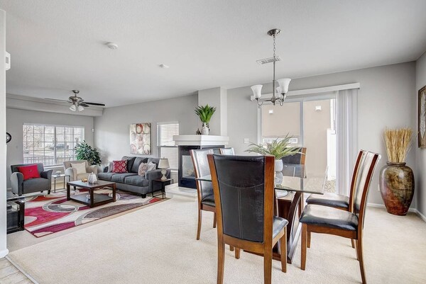 4 Bedroom Sleeps10 Furnished Near Gaylord Resort, Dia, Denver Airport - Aurora, CO