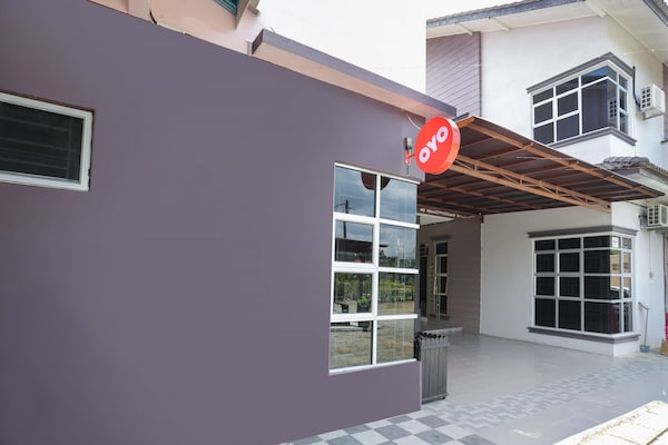 Oyo 90274 Wadi Isfa Inn - Pasir Mas