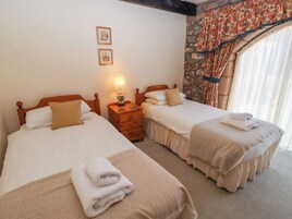 Casa de Campo | 2 quartos, com decoração personalizada, com mobília individualizada 