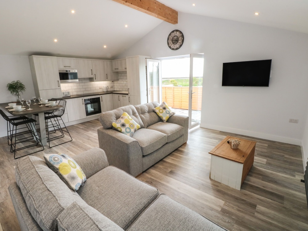 Caban Y Mor - Amroth