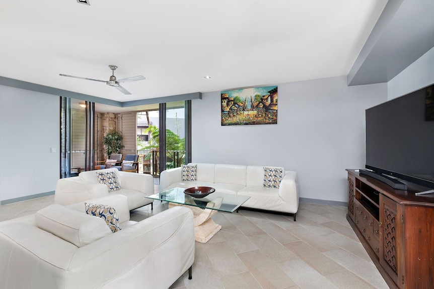 Beautifully Presented 2 Bedroom 1 Bathroom Temple Apartment, Palm Cove - Clifton Beach