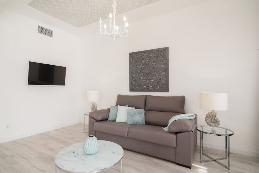 By Days Close To Fcb Stadium, Nice & Confortable With A Free Parking Space - Cornellà de Llobregat