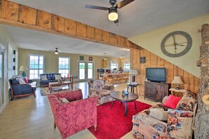 Secluded Angler's Haven - Boat + Fish! - Nevada County | Vrbo
