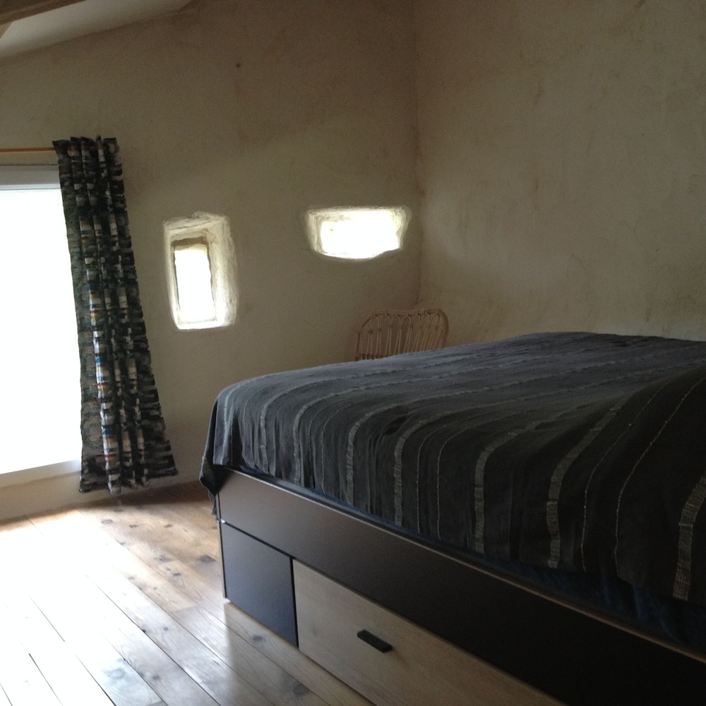 Maison De Village De 72 M² Avec Terrasse Au Coeur De L'hérault - Hérault