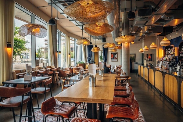 Pequenos-almoços, almoços e jantares servidos