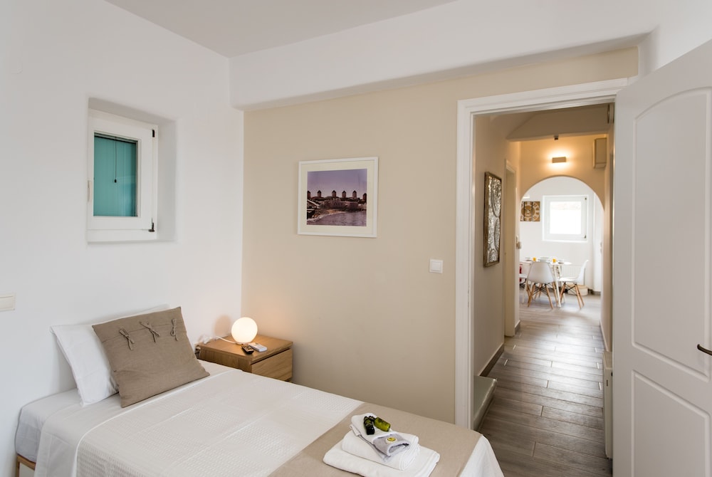 Tiffany Villas- 2 Private Villas Each With Private Pools And Sea Views - Mykonos