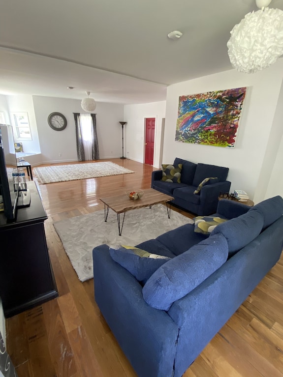 Luxury Home With Private Golf Course And Tennis Course Is More Then Home - Middletown, NY