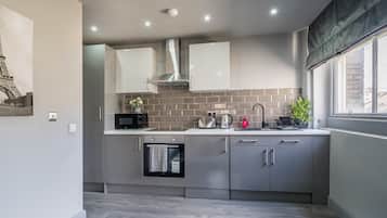 Apartamento, casa de banho privativa (One Bedroom with Shower) | Cozinha partilhada