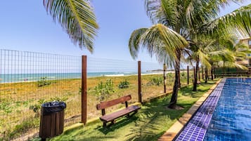 Vista para praia/oceano