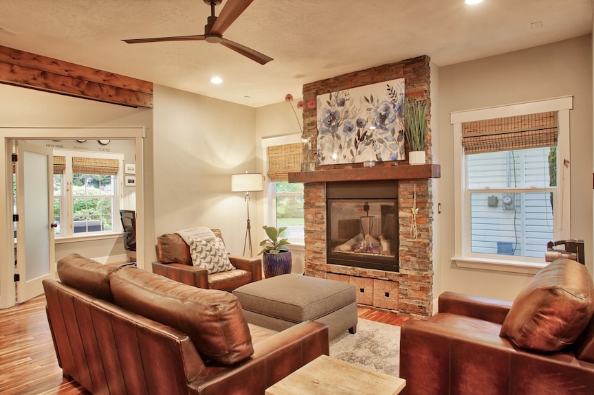 Discover Tranquility -Under 1 Mile To Lake Coeur D'alene! - Coeur d'Alene, ID