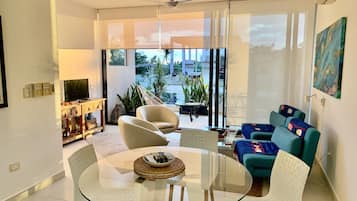 Apartamento Design, 2 quartos | Sala de jantar