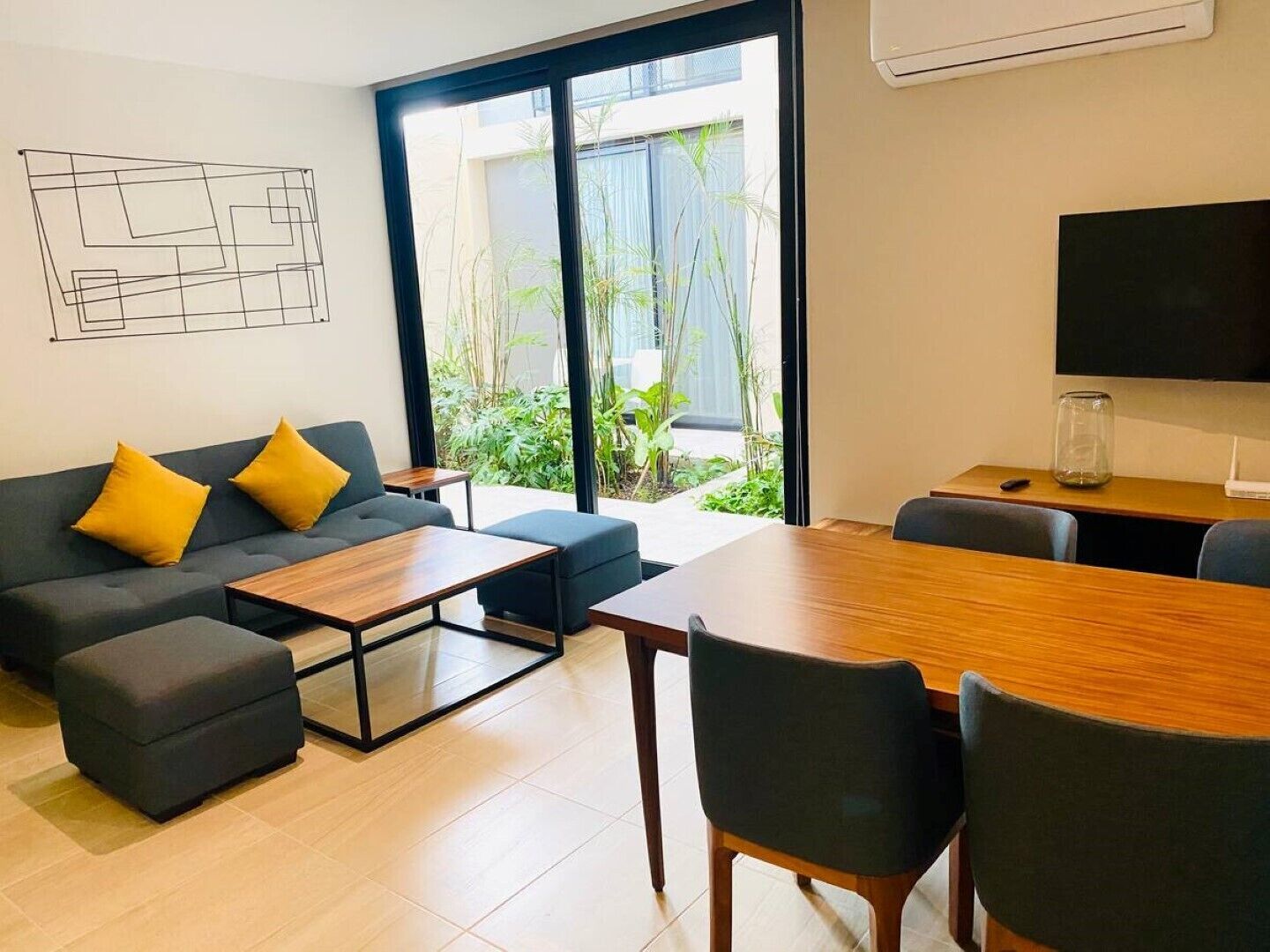 1st Floor 1 Bedroom W Sunny Patio And Plants, Wifi, Rooftop Pool, Gym, 24h Sec - Riviera Maya