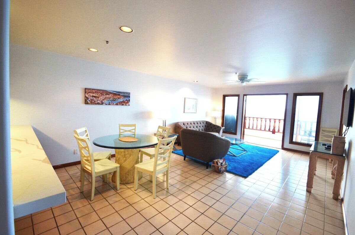 Hamilton Cove Oceanfront View 2bd With Golf Cart - Descanso Beach Club, Avalon