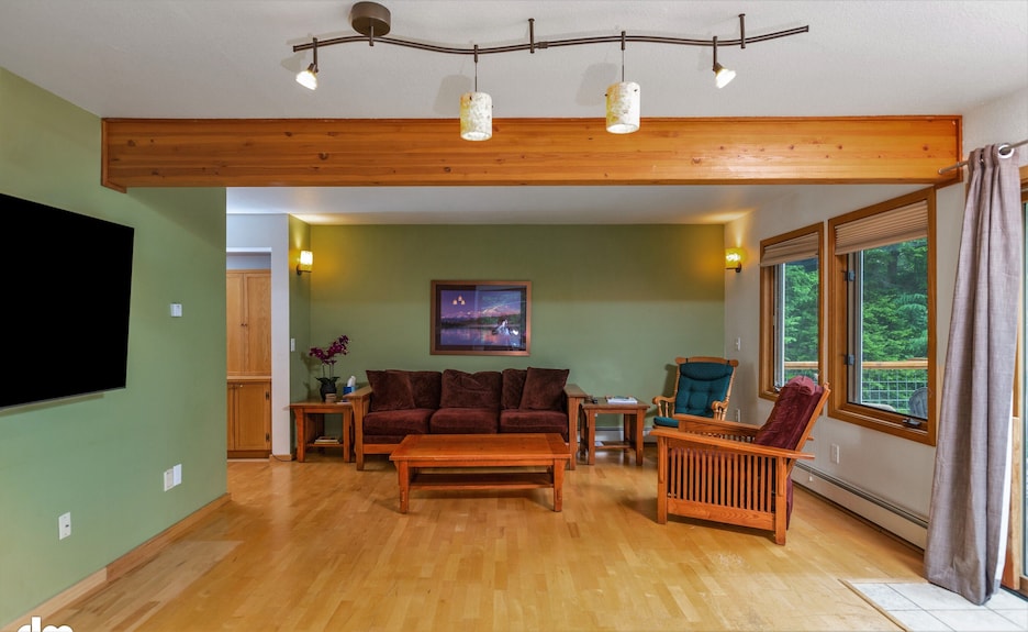 Spacious Rental For 6 In Lovely Home With Gorgeous Views, Minutes From Resort - 알래스카