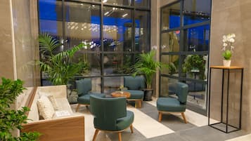 Lounge no saguão