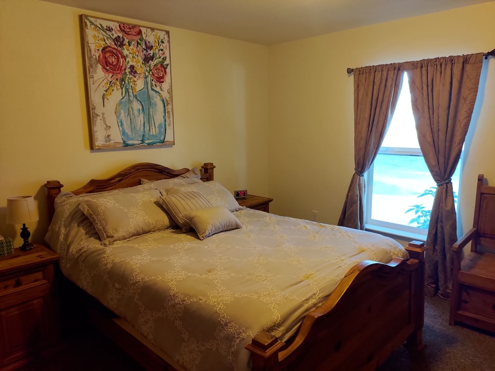 Private Guest House Minutes From The Gulf Beaches - Madeira Beach, FL