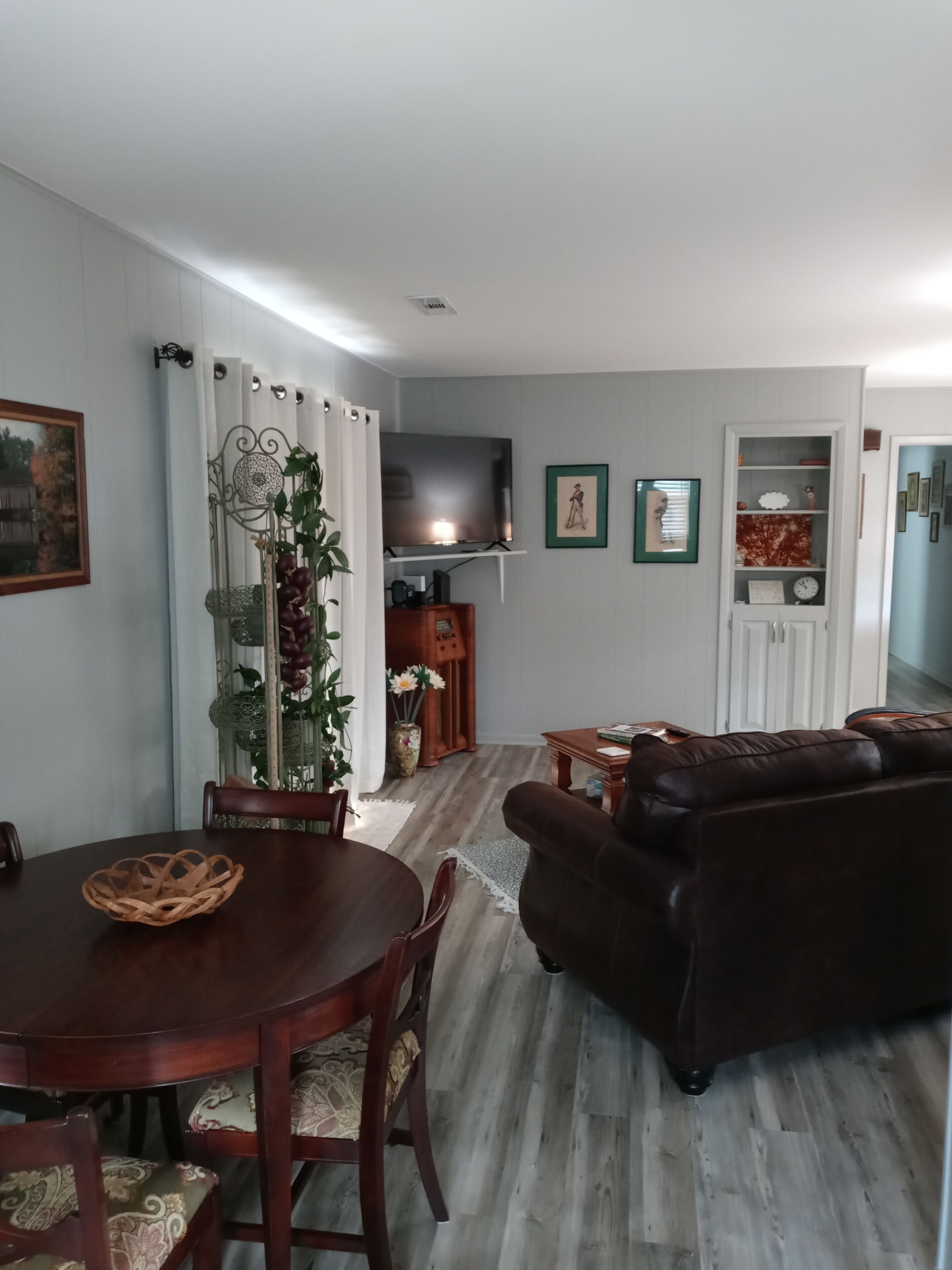 Cozy Hideaway In Town - Lowell, AR