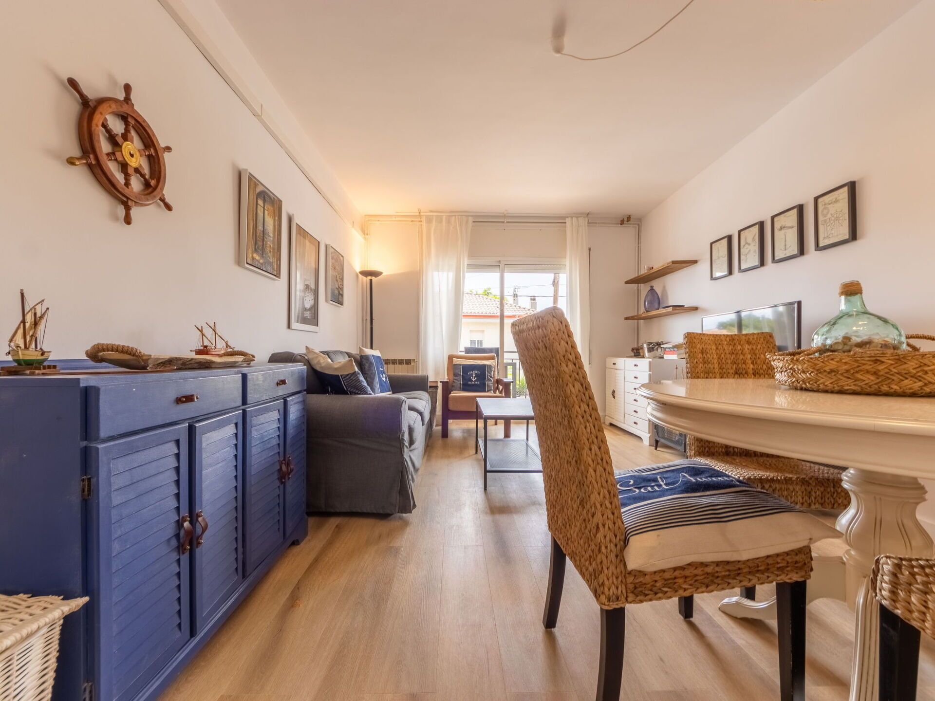 Lovely Apartment For 6 Guests With A/c, Wifi, Tv And Balcony - Cunit