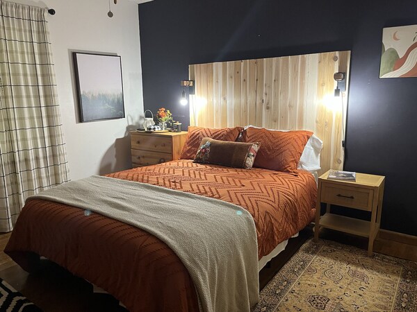 Visit Juniper Lodge; Our 4-bdr Mountain Cabin Located At The Top Of Sky Valley! - Dillard, GA
