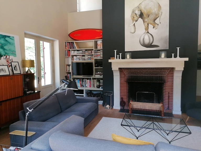 Maison De Campagne En Pierre Avec Piscine - Gironde