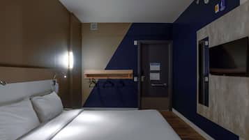 Quarto standard, 1 cama de casal, acessível | Wi-Fi de cortesia, roupa de cama